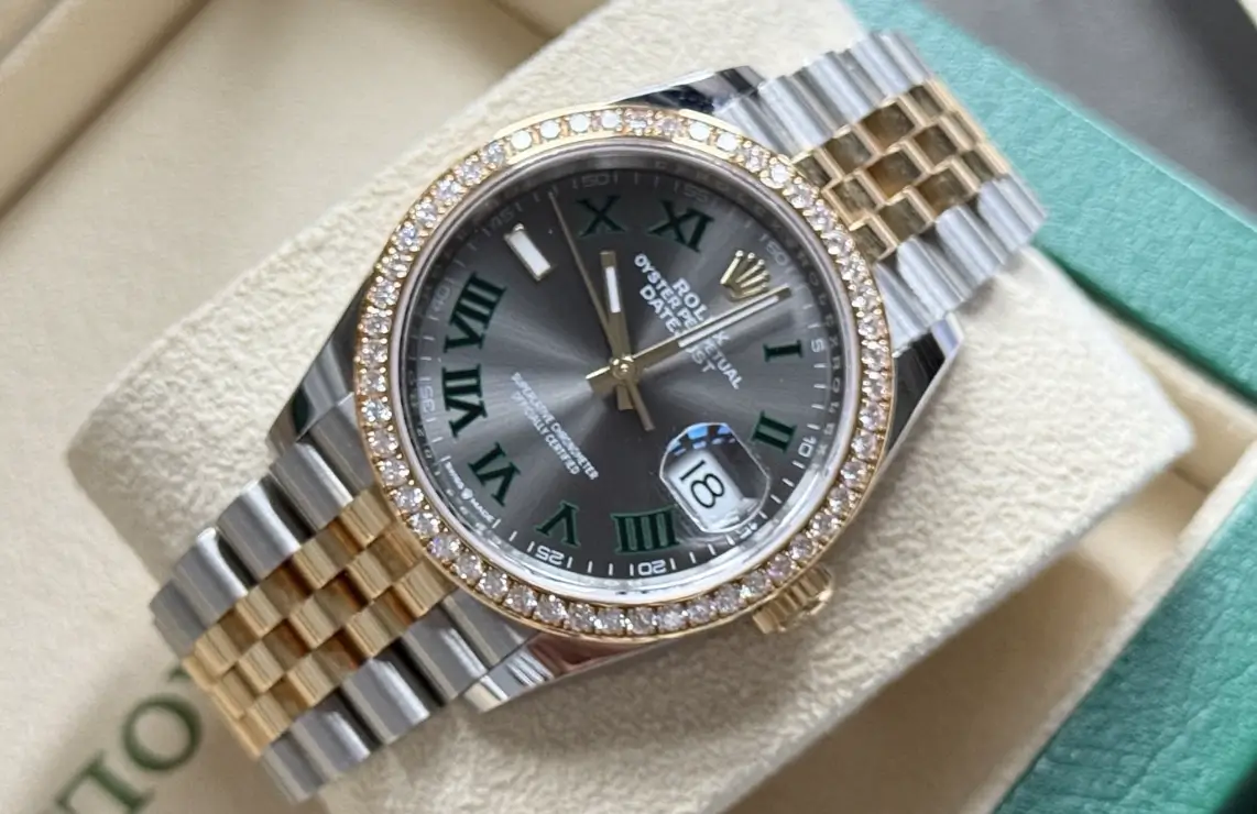 rolex watch wimbledon vs datejust green dial